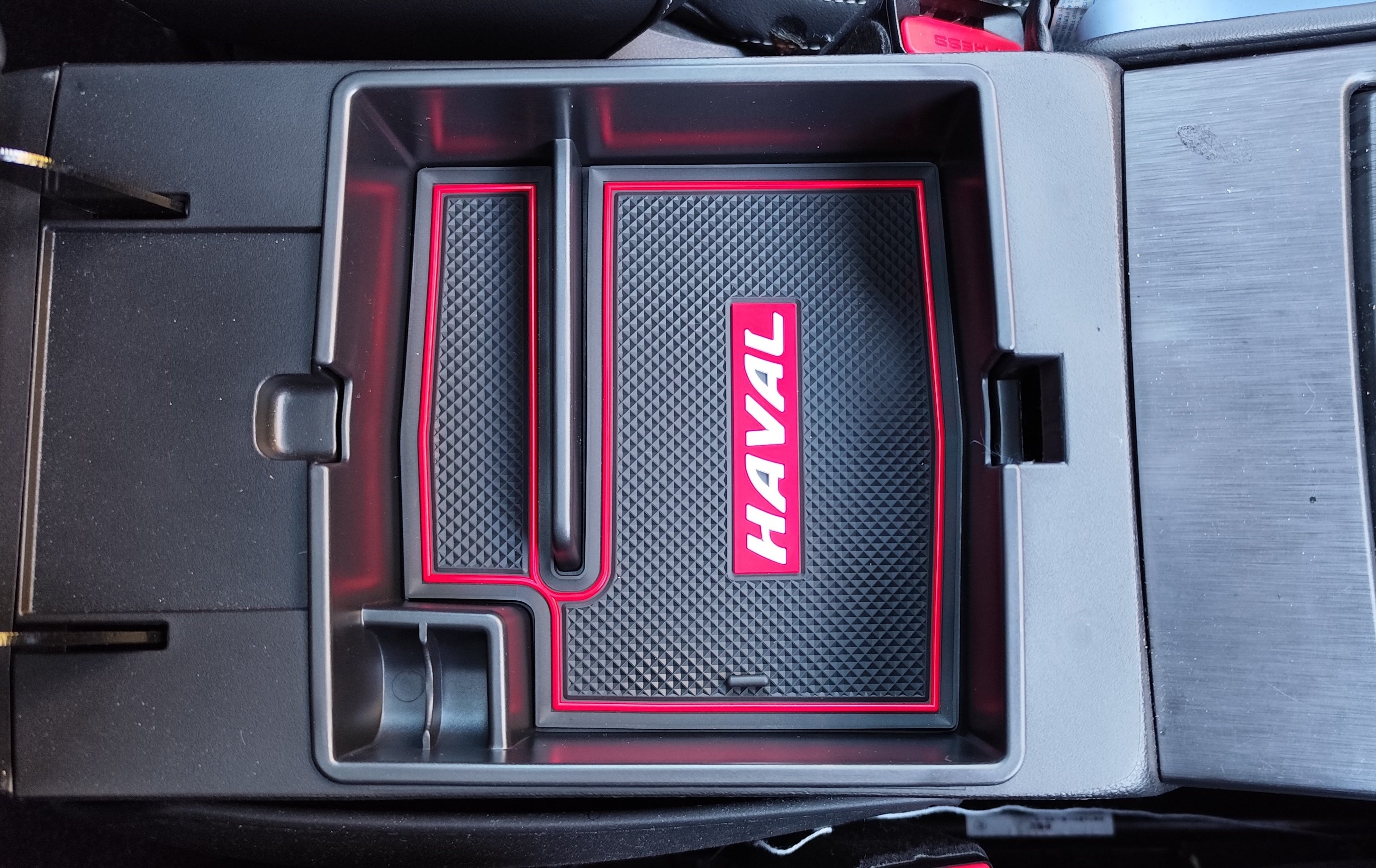 Haval Jolion Armrest Storage Tray – HW Accessories (Aust) Pty Ltd
